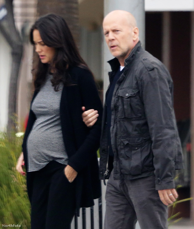 Velvet - Blogok - Bruce Willis tényleg apa lesz Velvet - Blogok - Bruce Willis tényleg apa lesz