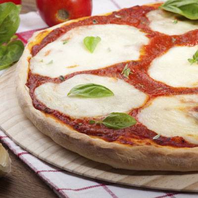 Az olasz pizza receptje, ahogy Nápolyban is készítik - Recept | Femina