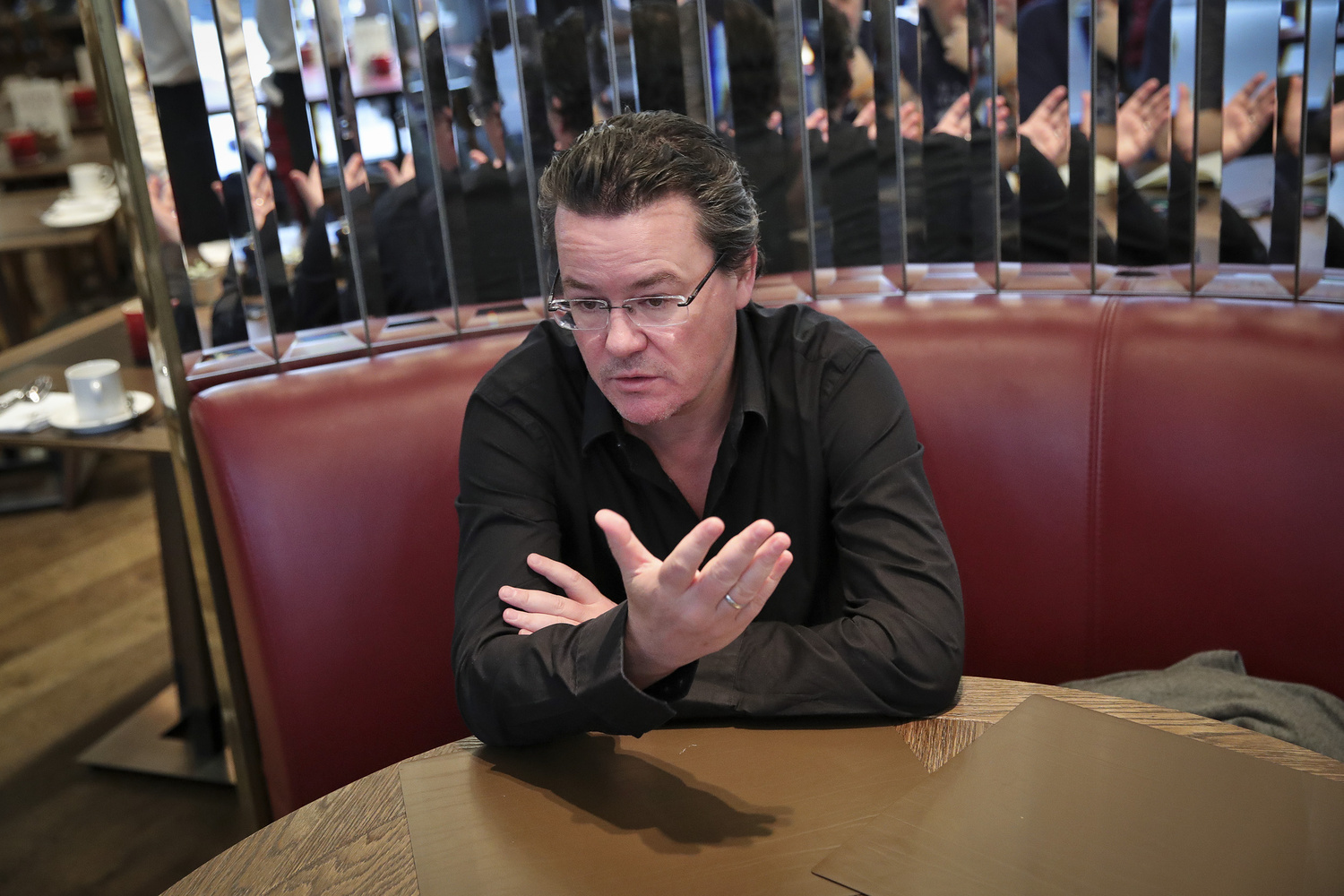 Index - Kultúr - Dirk Gerkens ki akarta nyírni az RTL-t