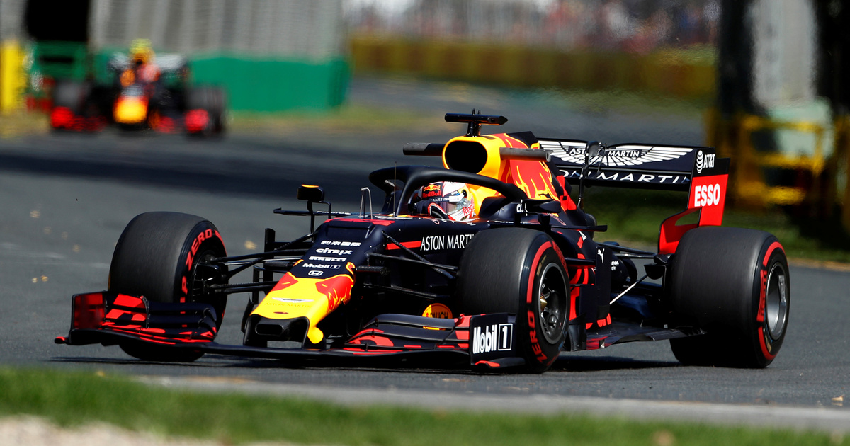 Index - Sport - A Red Bull ott üti a Renault-t, ahol éri