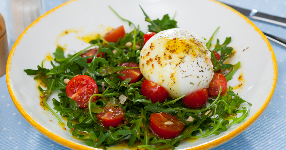 Burrata, a sajttal töltött sajt: kedvenc különleges alapanyagaink ...