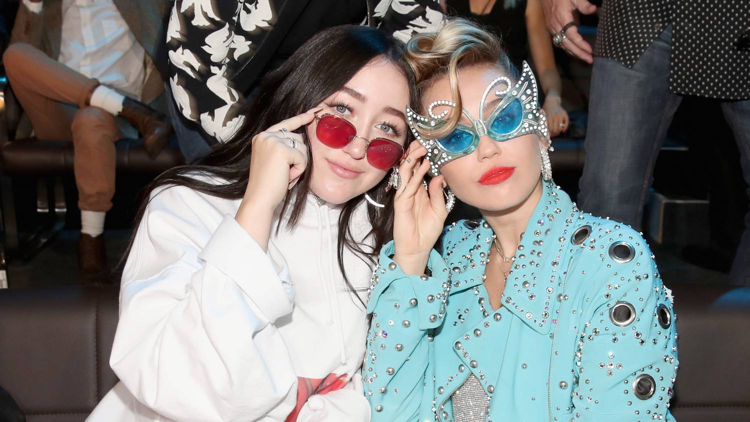 Velvet - Gumicukor - Miley Cyrus húgának elviselhetetlen volt az ő ...