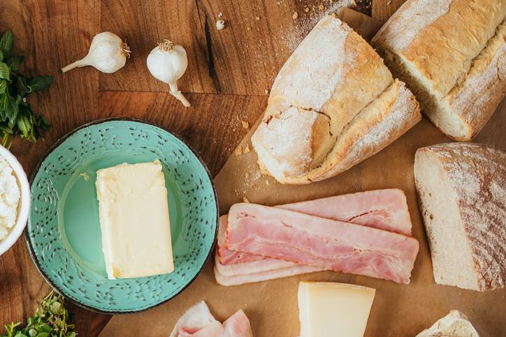 Itt a tökéletes módszer arra, hogy a hideg vaj gyorsan puha legyen - Dívány