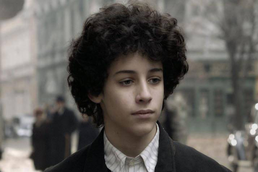 30 éves lett a Sorstalanság gyereksztárja: Nagy Marcell ma sármos ...