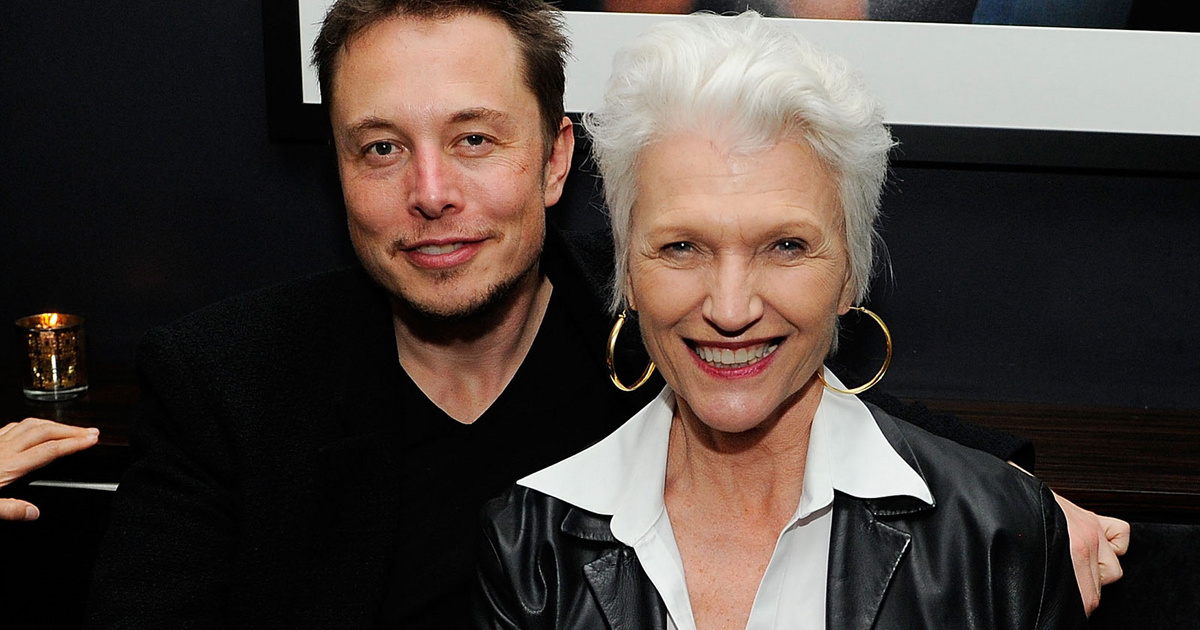 Elon Musk 73 éves anyja leopárdmintás fürdőruhában pózolt: Maye ...