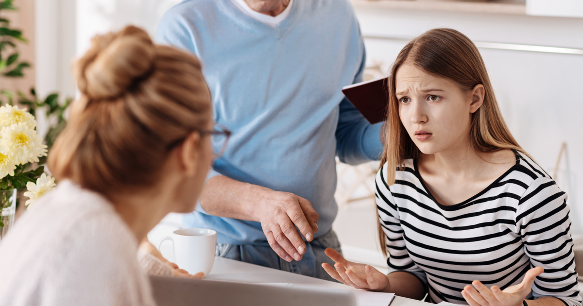 Hogyan kezelje jól a szülő, ha a gyerek rossz jegyeket kap az iskolában ...