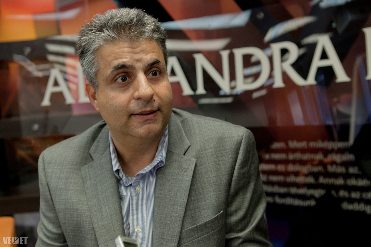 Velvet - Blogok - Bárdos András visszatér a képernyőre