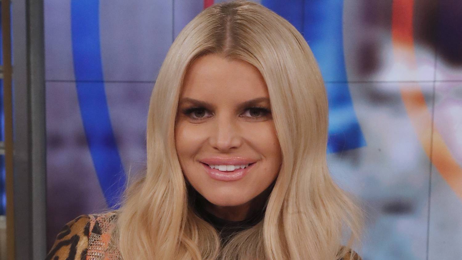 Velvet - Gumicukor - Jessica Simpson bikinis szelfivel ünnepli 45 kilós ...