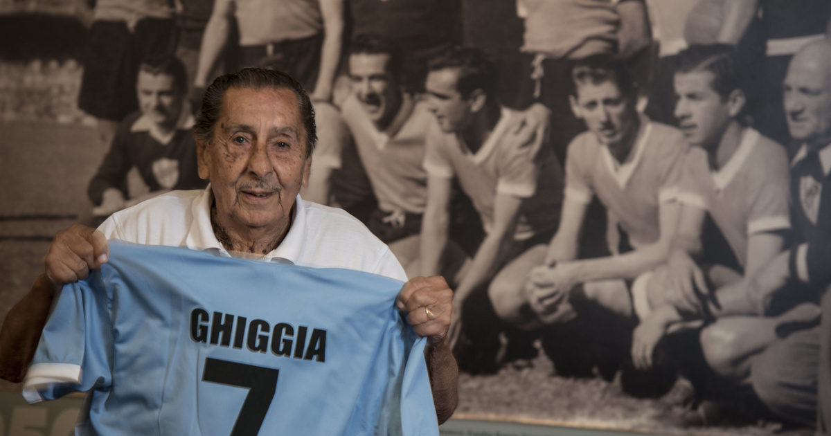 Index - Futball - Futball-vb 2022 - Egy cingár Hirschl bébi fogta be ...