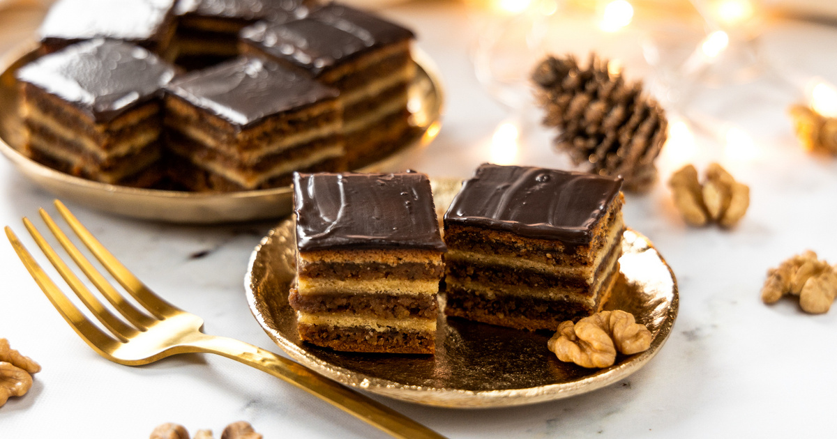 Klasszikus zserbó családi recept alapján: sok dió és lekvár kerül bele ...