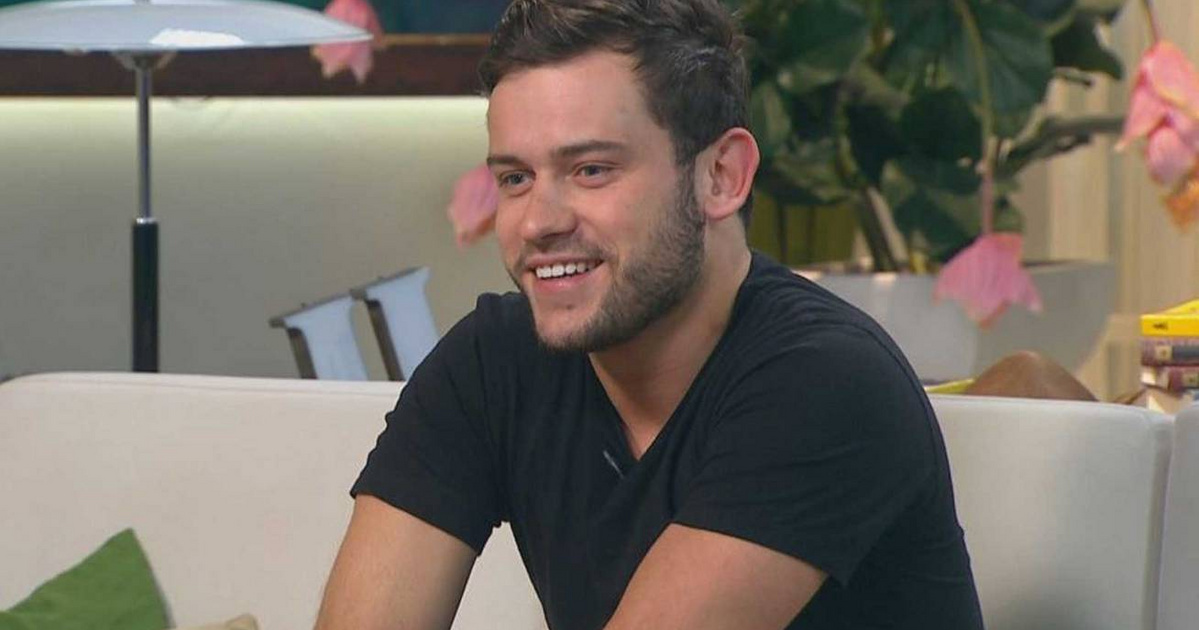 Szabó Ádám párja a párizsi divathéten igazi bombázó volt: szexi ...