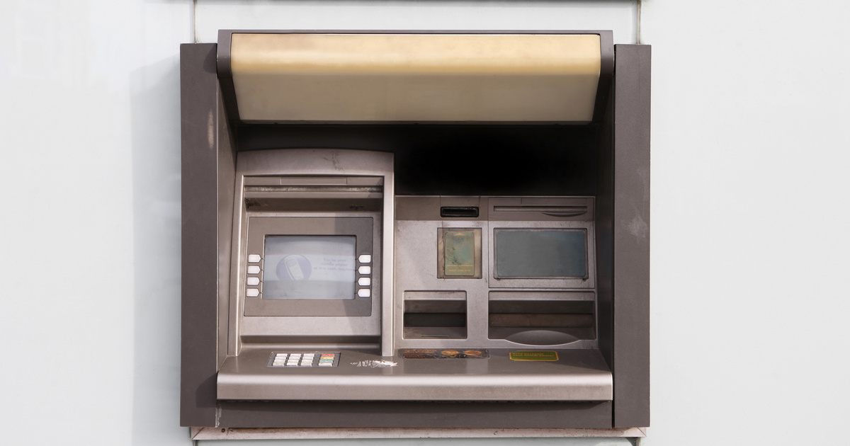 Végre itt a változás: sokan örülnek a bankautomatákat érintő ...