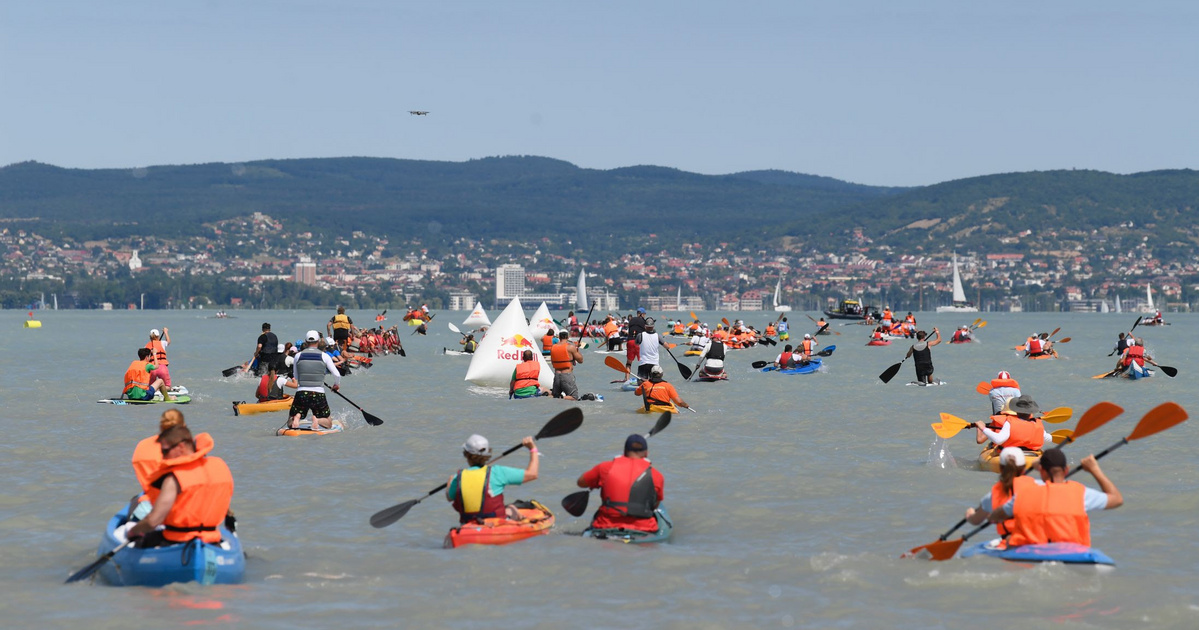 Index - Sport - Elindult a nevezés a balatoni nyár legnagyobb vízi futamára
