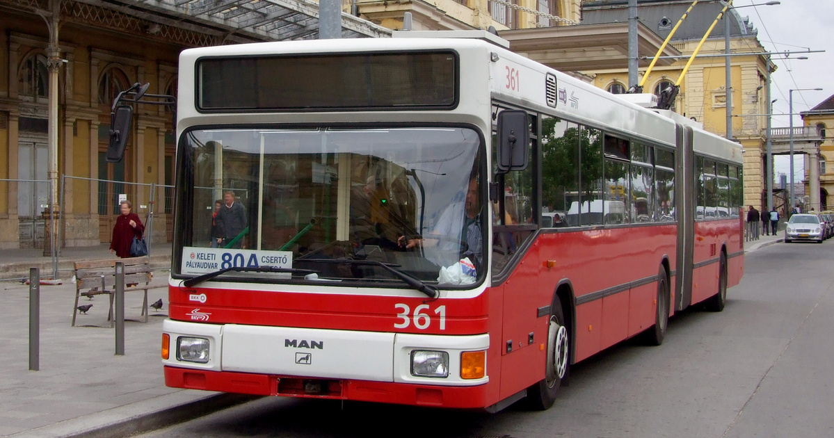 Index - Belföld - Trolibuszoktól búcsúzik Budapest