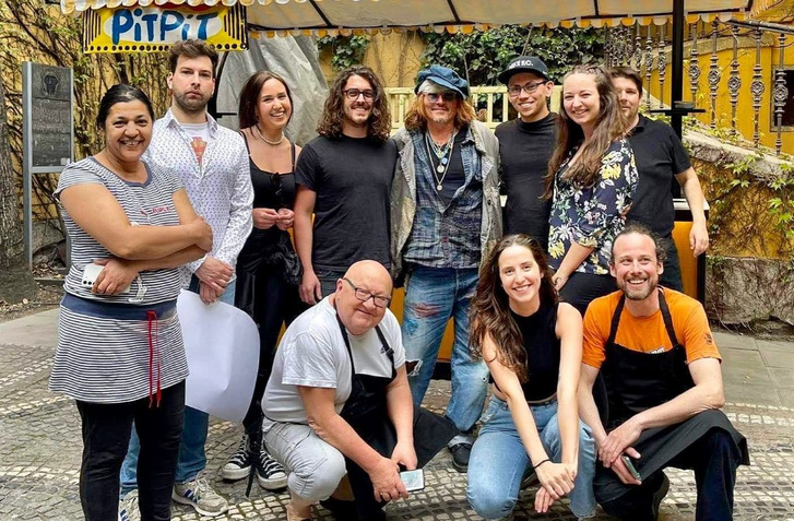 Index - Mindeközben - Nem fogadta Johnny Deppet a budapesti étterem ...