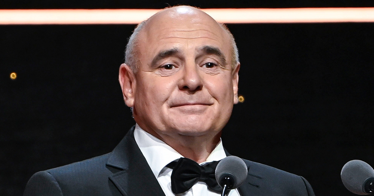 Rónai Egon és felesége, Zsanett 3 gyermekükkel: cuki anyák napi fotó ...