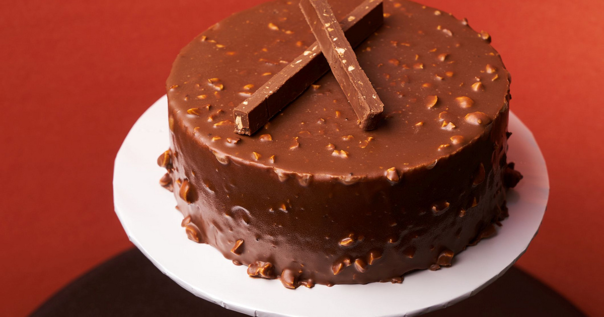 Csodálatos mogyorós-csokis Ferrero Rocher-torta: otthon is könnyen ...