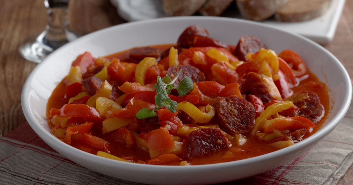 A legfinomabb lecsó alapreceptje: három hozzávaló és kevés fűszer elég ...