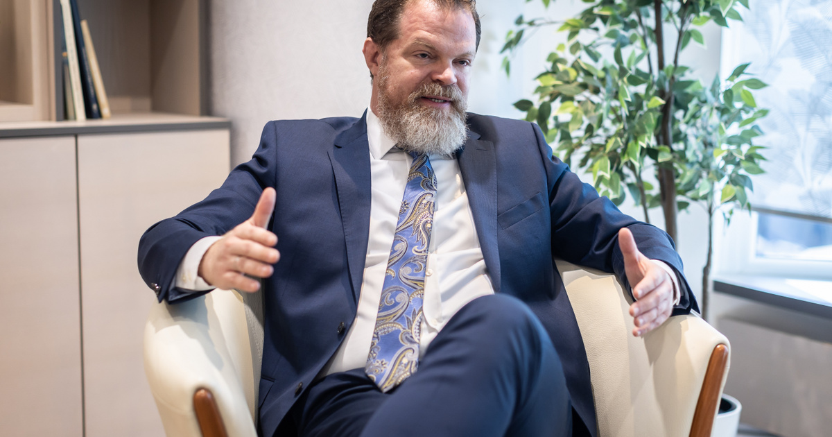 Index - Tech-Tudomány - Az NMHH elnöke szerint óvintézkedésekre van ...