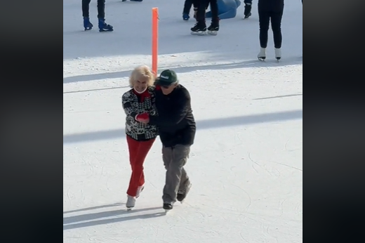 Index - Mindeközben - Ámul a világ az idős magyar páron, akik közel 80 ...