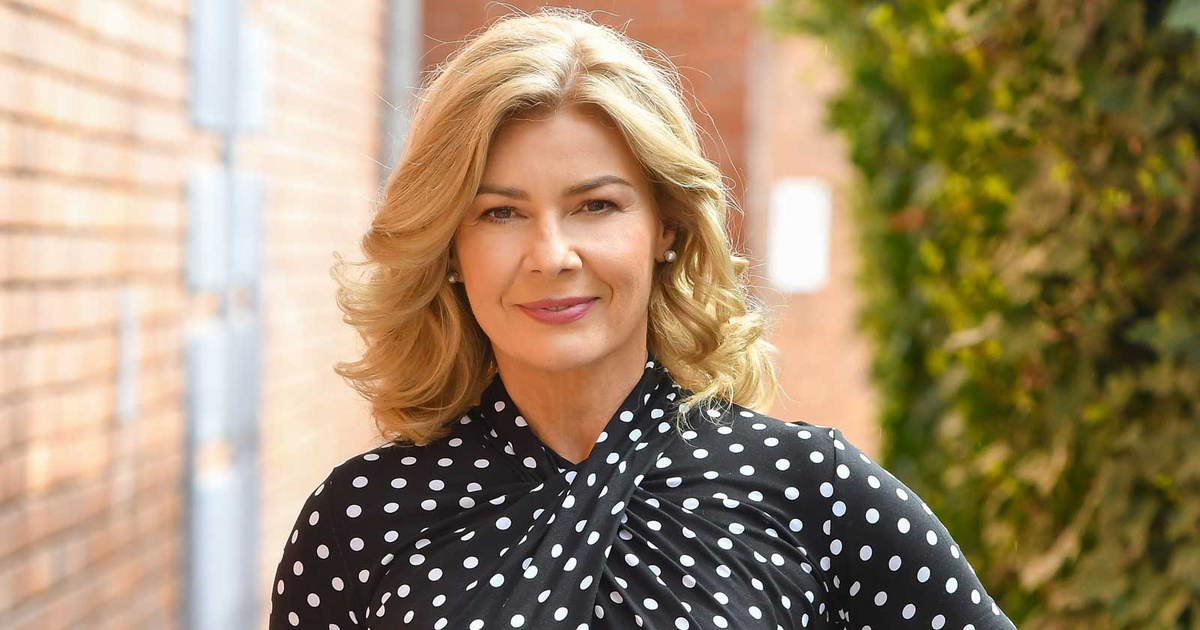 Az 54 év éves Barta Sylvia tangás bikiniben: a bomba testben sok munka ...