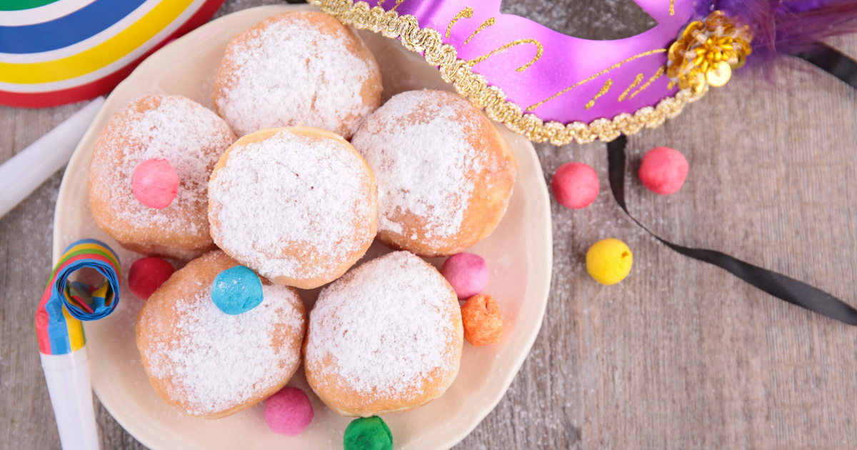 Carnival at Hello Buda - English - We love Budapest