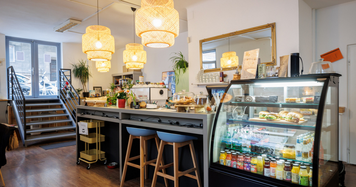 Stranger Café - Hely - We love Budapest