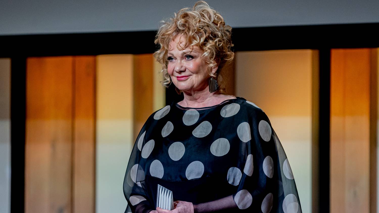 Velvet - Celeb - Ő volt az a személy, aki Tompos Kátya utolsó óráiban ...