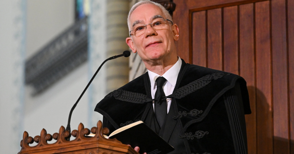 Index - Belföld - Balog Zoltán életútja a Biblia-csempészettől a ...