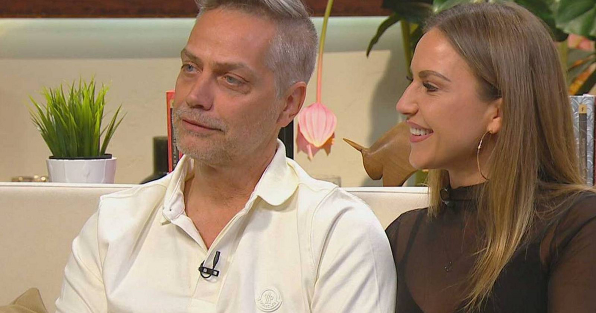 Ő Harsányi Levente 20 évvel fiatalabb menyasszonya: 1,5 év után ezért ...