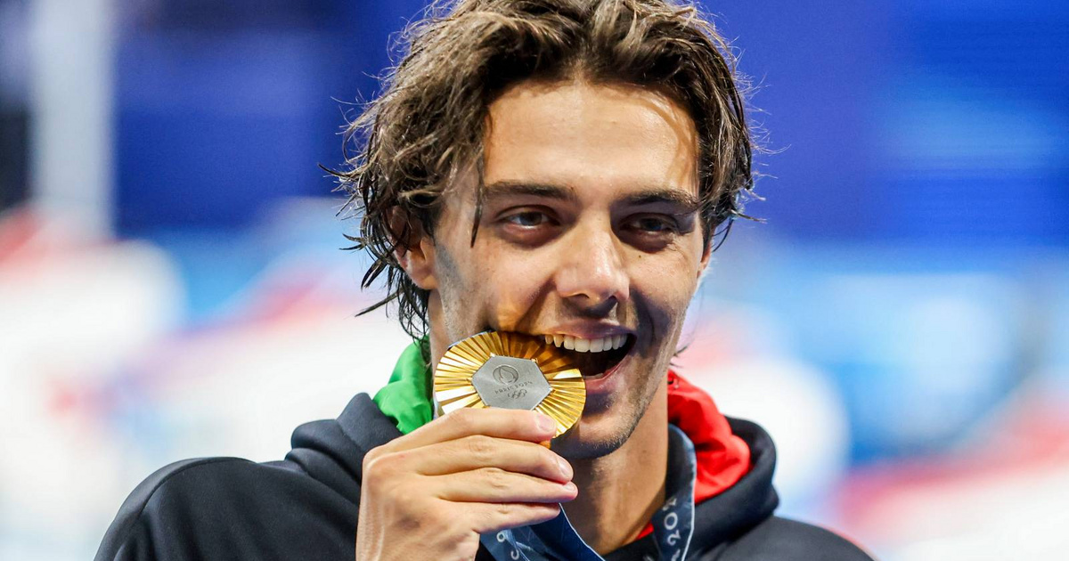 A fél világ odavan az Adonisz-testű olasz úszóért: Thomas Ceccon ...