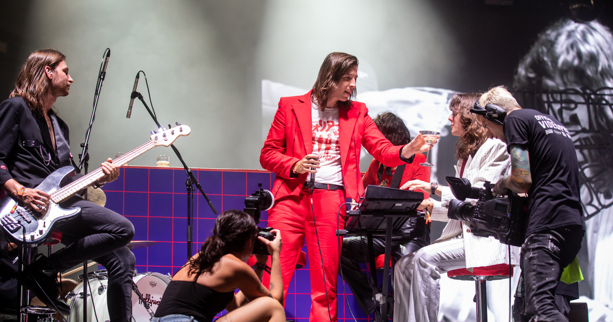 Index - Kultúr - Magyar banda dala pörög az egyik leghallgatottabb brit ...