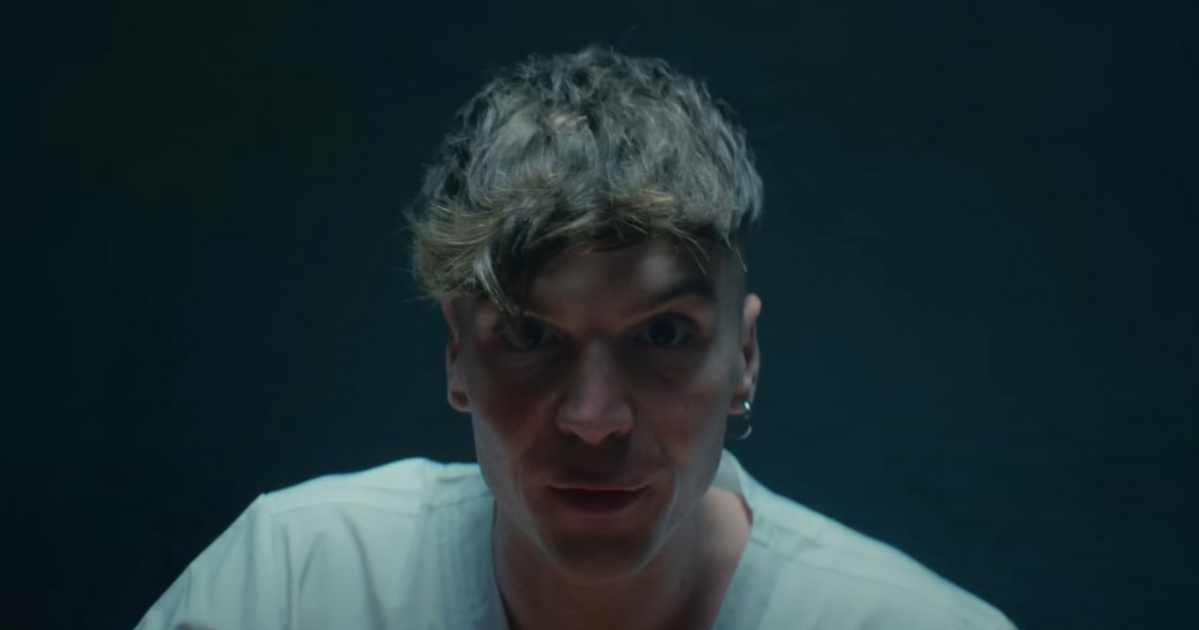 Index - Kultúr - Milliókról vitáztak, még térdkalácstöréssel is ...