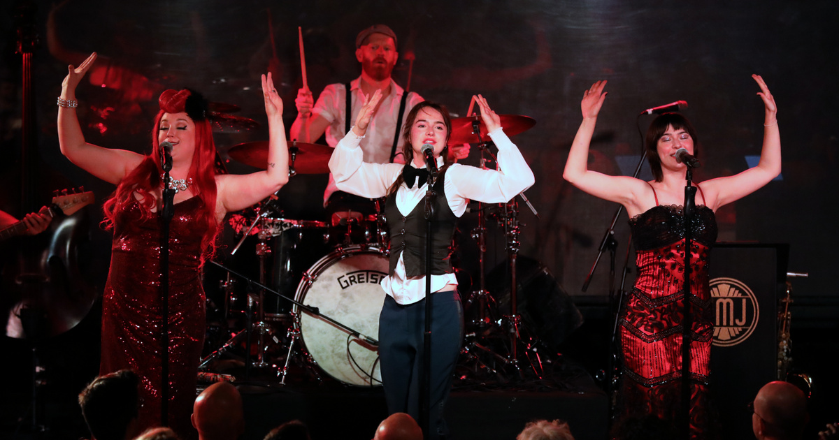 Index - Kultúr - Egyetlen saját daluk sincs, mégis hatalmas ...