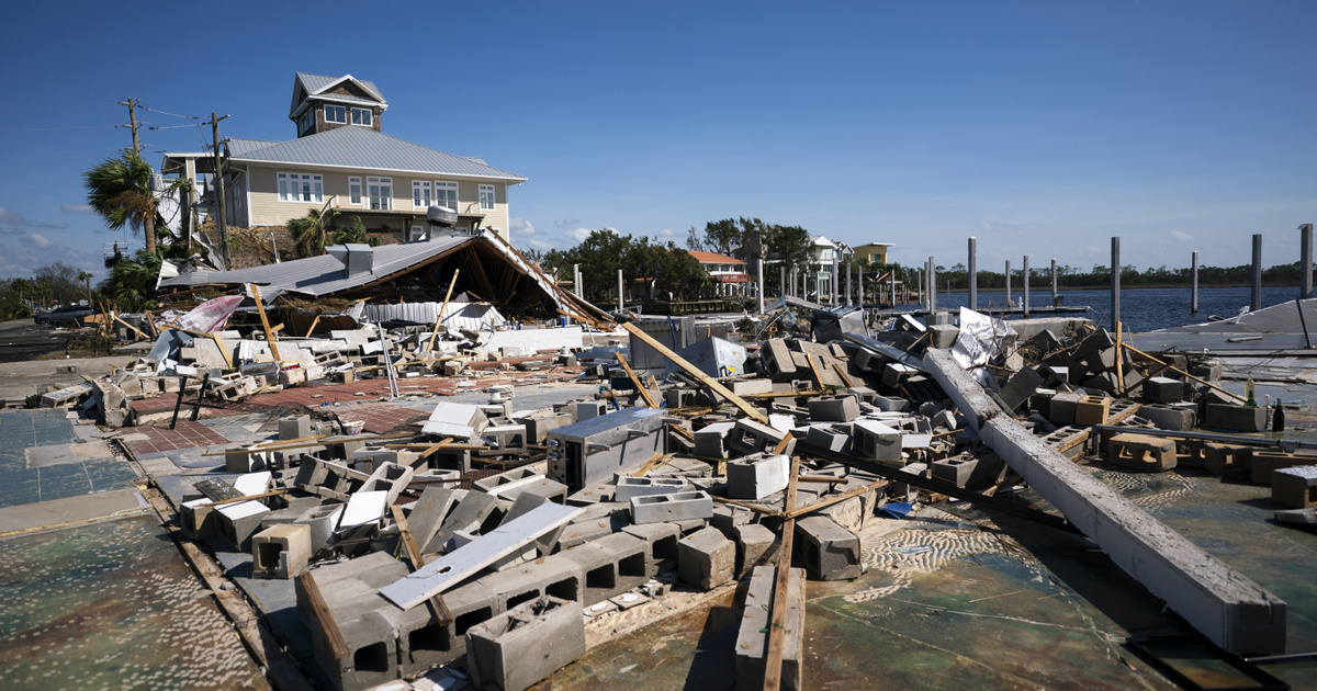 Index - Külföld - Megérkezett a Helene hurrikán, legalább 43 halálos ...