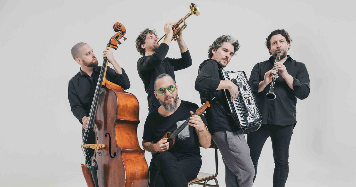 Index - Kultúr - Magyar zenekar vezeti a World Music Charts Europe listáját