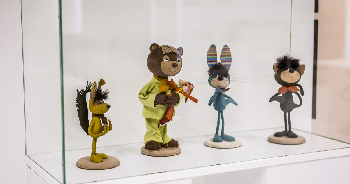 Tévé Maci-bolt nyílt az Etele Plazában – Gyerekkorunk kedvenceit plüss ...