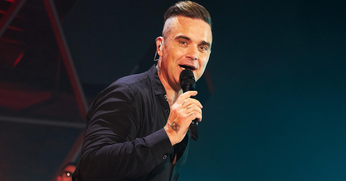 Index - Kultúr - Ezrek özönlöttek az ingyenes Robbie Williams-koncertre