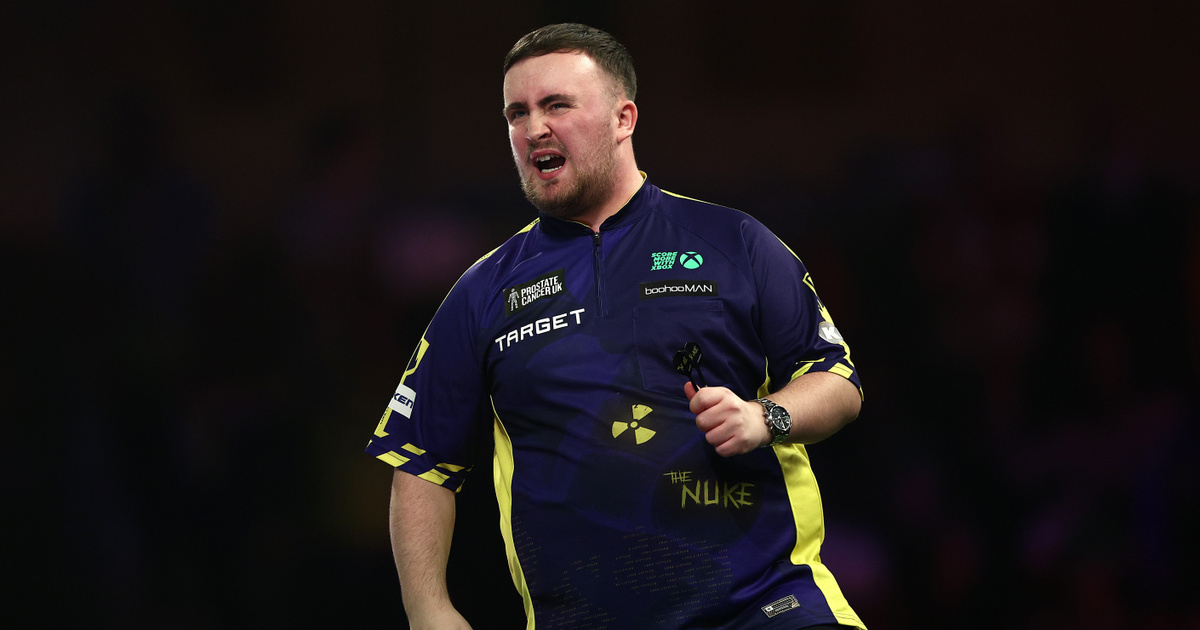 Index - Sport - Luke Littler, a csodagyerek ezúttal is pokoli tempót ...