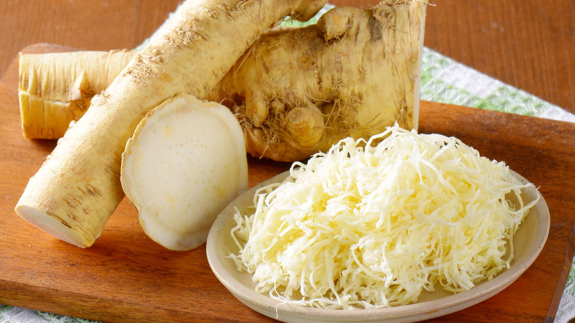 Házi ecetes torma a húsvéti asztalra: sonka mellé kötelező - Receptek ...