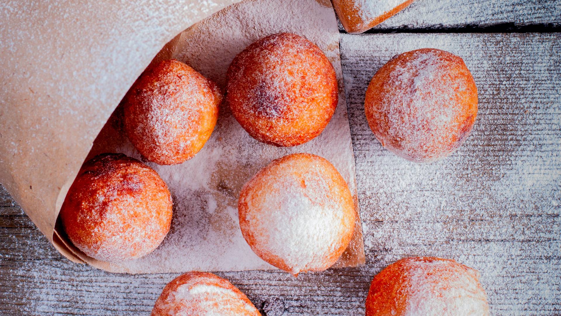 Pihe-puha rumos fánkgolyó: dupla adaggal süsd meg - Receptek | Sóbors