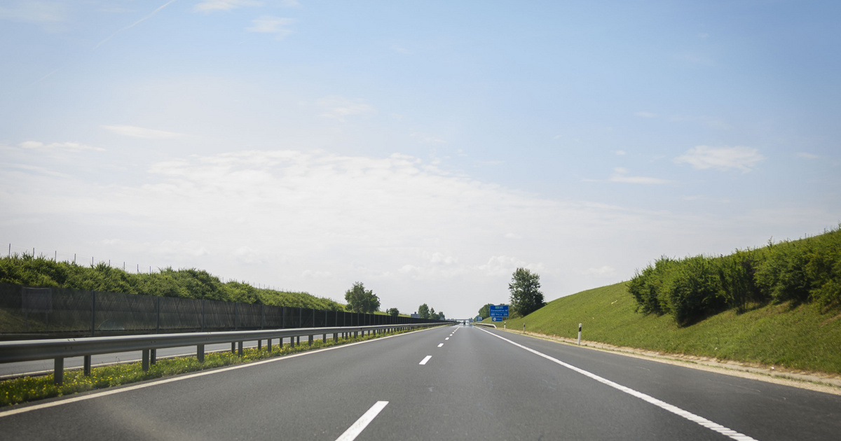 Szüneteltetik az M7-es autópálya felújítását nyár végéig - Cikkek - We ...