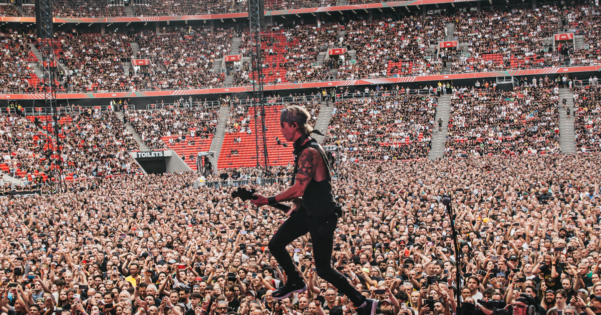 Index - Kultúr - A Guns N' Roses olyat tett Budapesten, amire senki sem ...