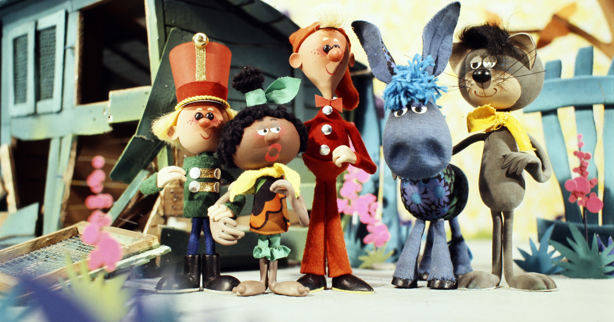 A cuki zöld malac, a köpködő maci és a híres egyfejű – A magyar ...