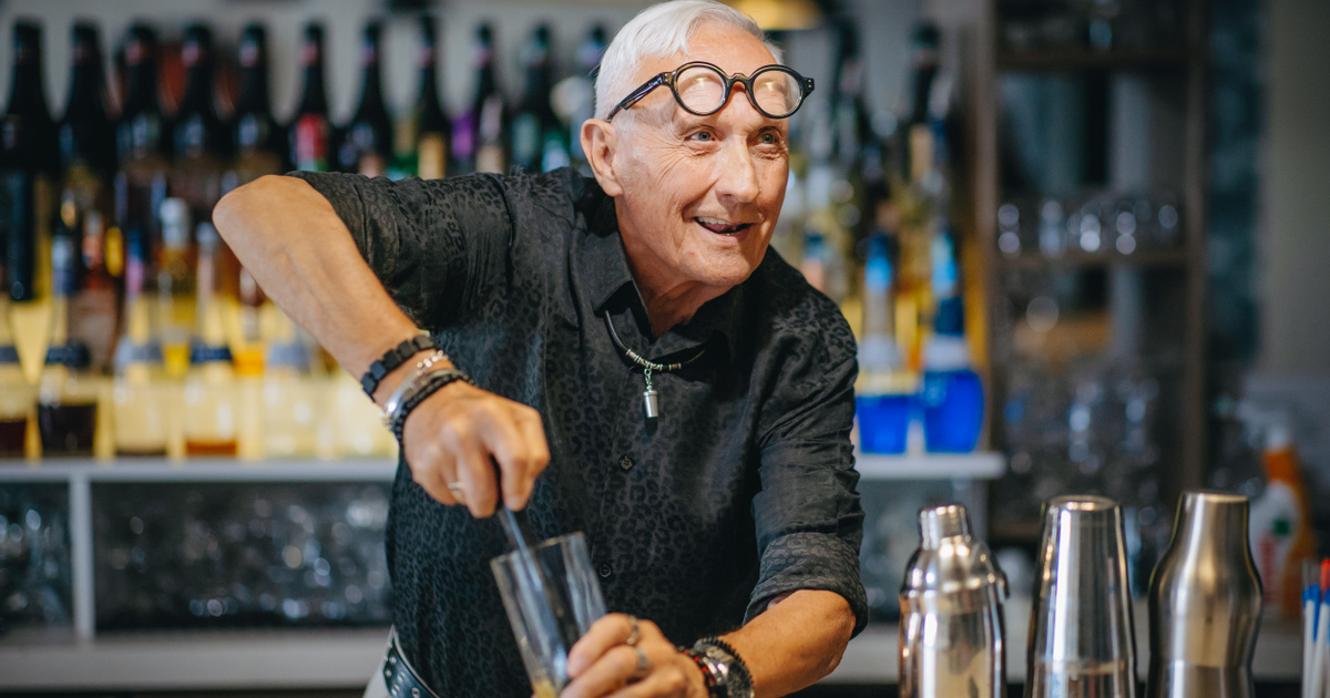 „Az élet túl rövid ahhoz, hogy pocsék italokat igyunk” – Interjú Budapest legidősebb ...