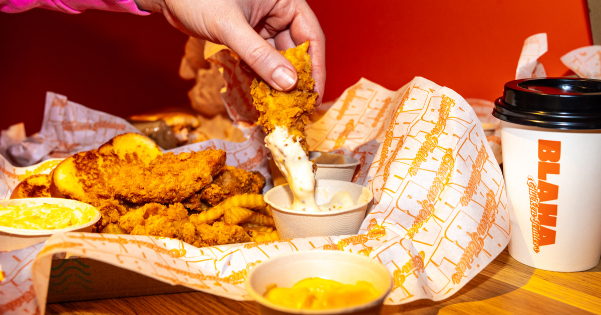 A nagyi is megirigyelné – Rántottcsirkéző nyílt a Blaha Lujza térnél ...